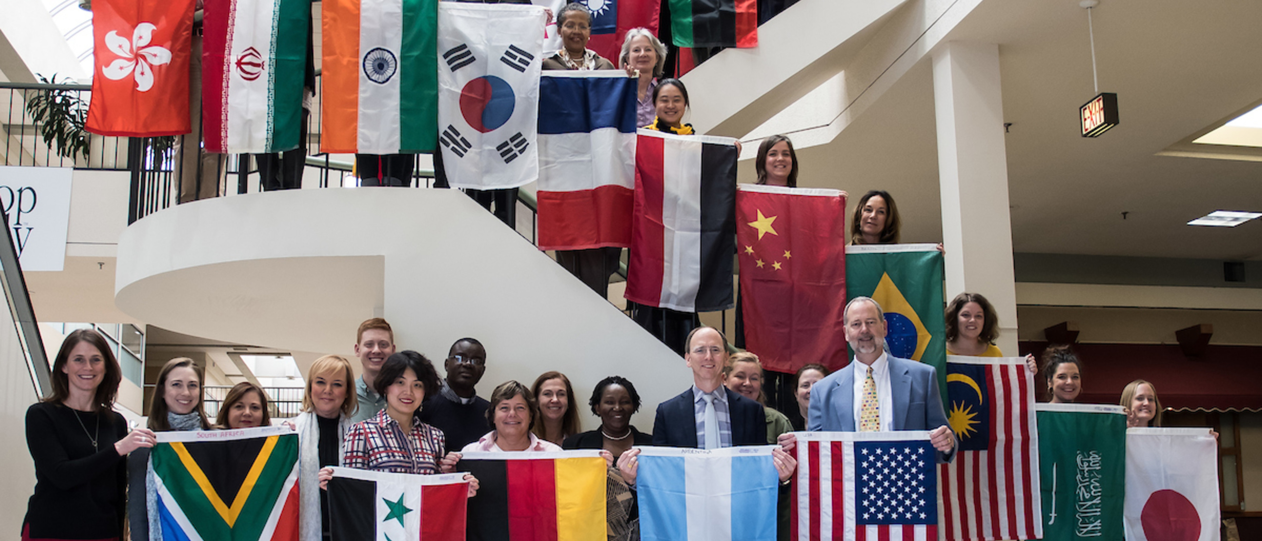 这里是美国爱荷华大学 | Admissions - The University of Iowa