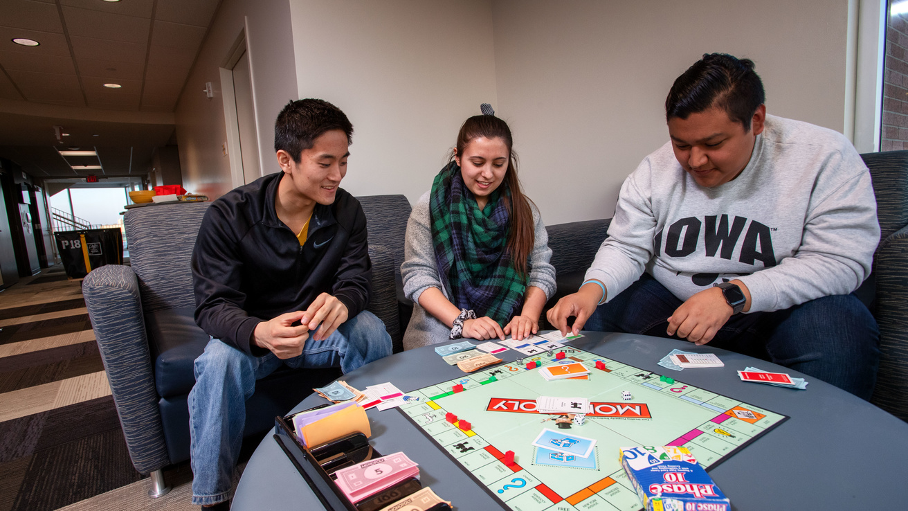 Housing Options | Admissions - The University of Iowa
